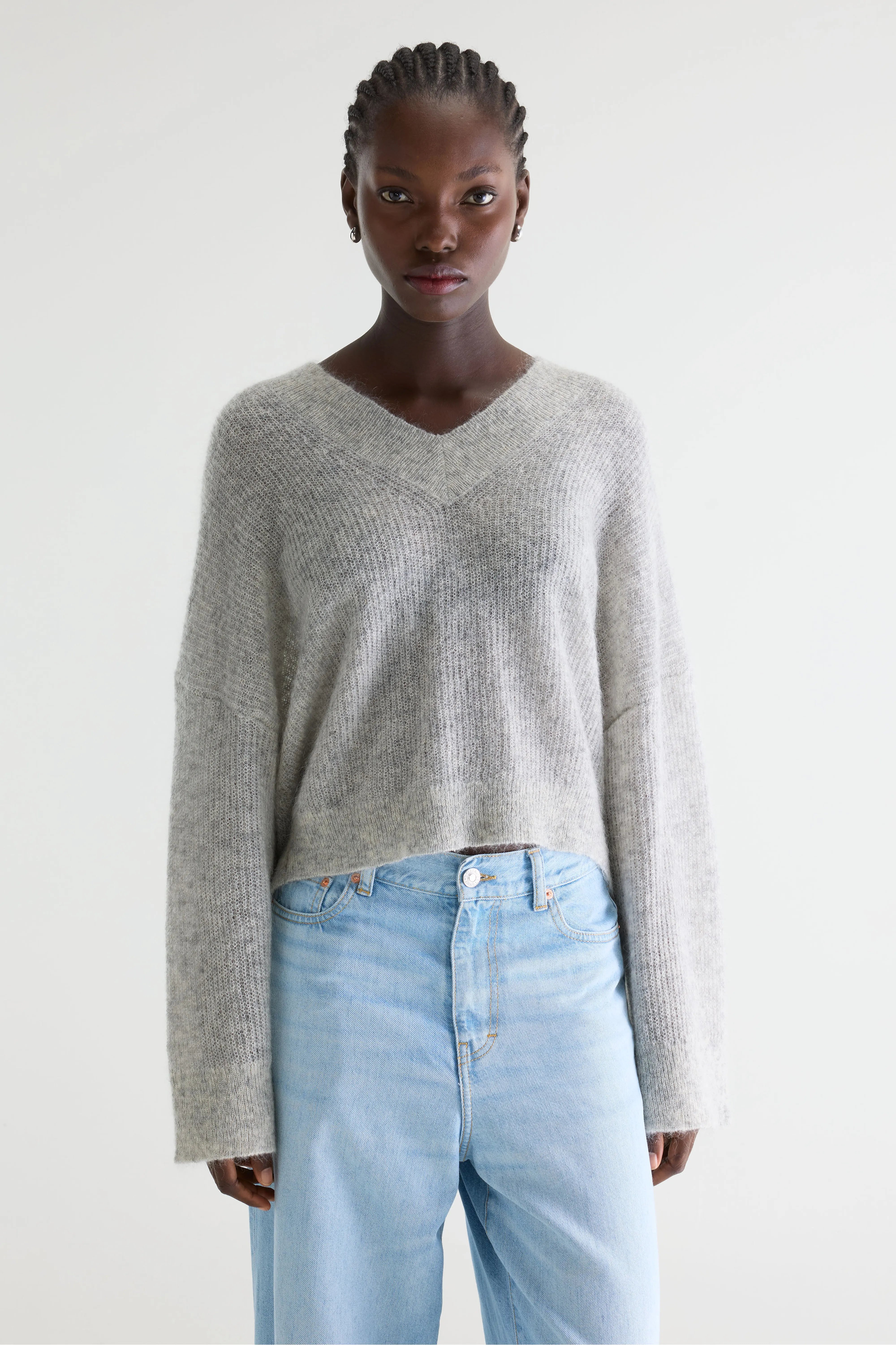 Oversized Lichtgrijze Gebreide Trui Met V hals Bellerose Oversized Lichtgrijze Gebreide Trui Met V hals Bellerose